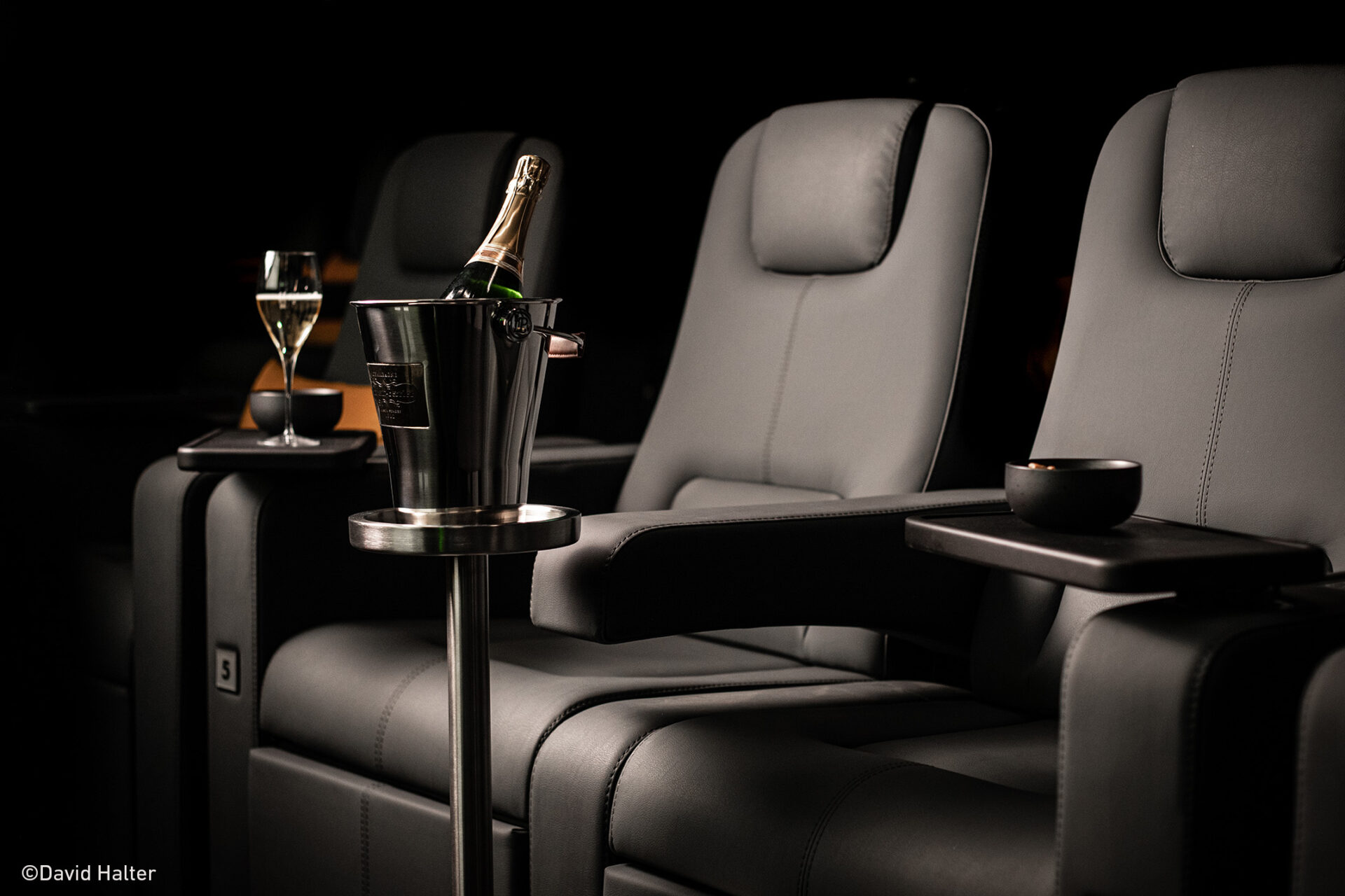 Cinewil Premium - Figueras Seating