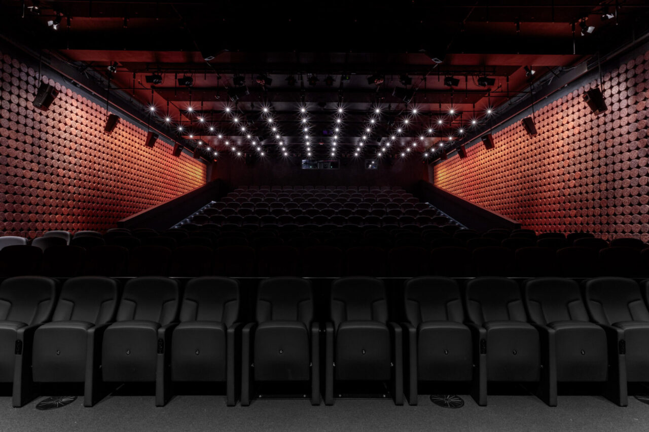 Ahmanson Auditorium @ ArtCenter College of Design - Figueras Seating